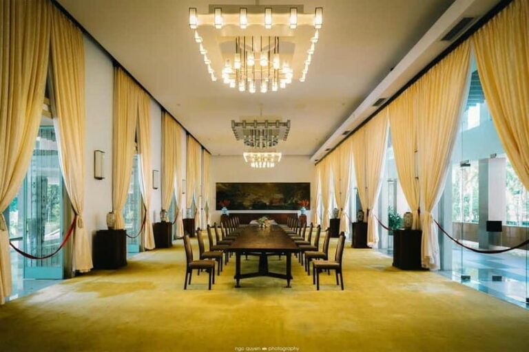 Ho Chi Minh City: Guided Tour with Iconic Spots - How the Tour Fits Into Your Trip