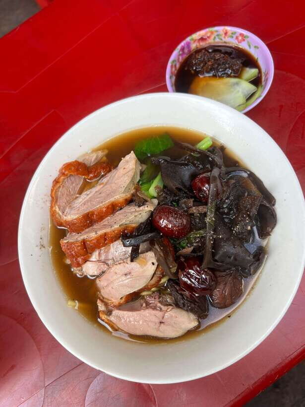 Ho Chi Minh City Street Food Private Tour With Female Guide - In-Depth Look at the Itinerary and Highlights