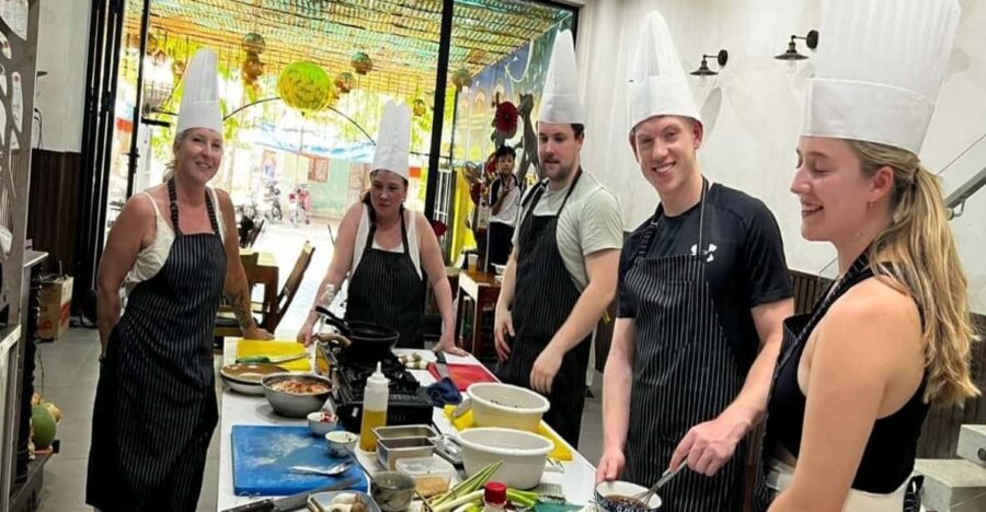 Hoi An Authentic Cooking Class with Pro Chef in Small group - What to Expect from the Class