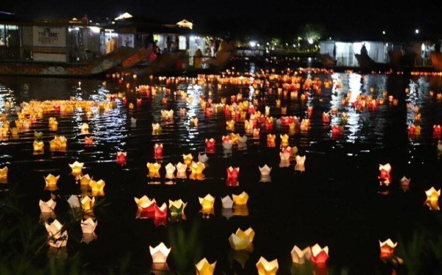 Hoi An : Night Boat Trip and Floating Lantern on Hoai River - Real Traveler Insights and Tips