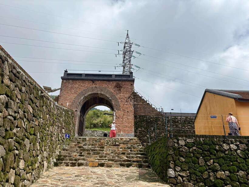 Hoi An: Private Car to Phong Nha with Sightseeing Stops - A Guided Tour Through the Itinerary