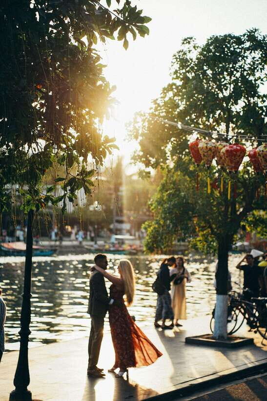 Hoi An: Sunset Boat Proposal & Couple Photoshoot Tour - The Itinerary