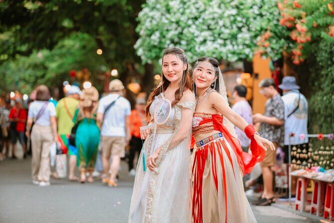 Hoian Magic: Hidden Merchant House, Temple, Bridge, Museum, light - The Sum Up