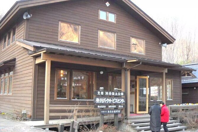 Hokkaido Day Tour from Sapporo: with Bear Park Option - What Do Travelers Think?