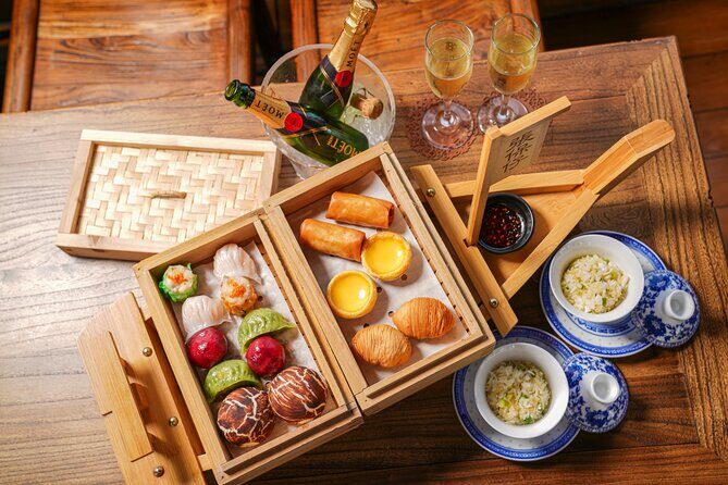 Hong Kong 'Aqua Luna' Dim Sum Cruise - Detailed Breakdown of the Experience