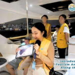 Hong Kong: Victoria Harbour Cruise with Live Tour and Photos - The Itinerary and Experience
