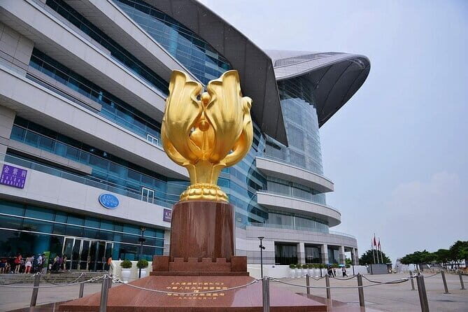 HongKong One Day Tour with Lunch and Public Transportation - What You Can Expect from This Hong Kong Tour