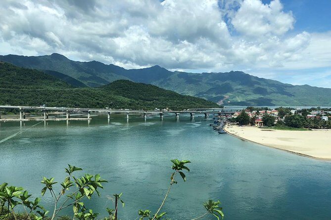 Hue City Trip By Private Car From Hoi An or Da Nang - A Cultural Finale at Thien Mu Pagoda