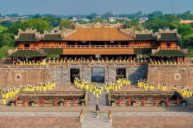 Hue Imperial City Sightseeing Full-Day Trip From Hue - Analyzing the Experience: What Travelers Say