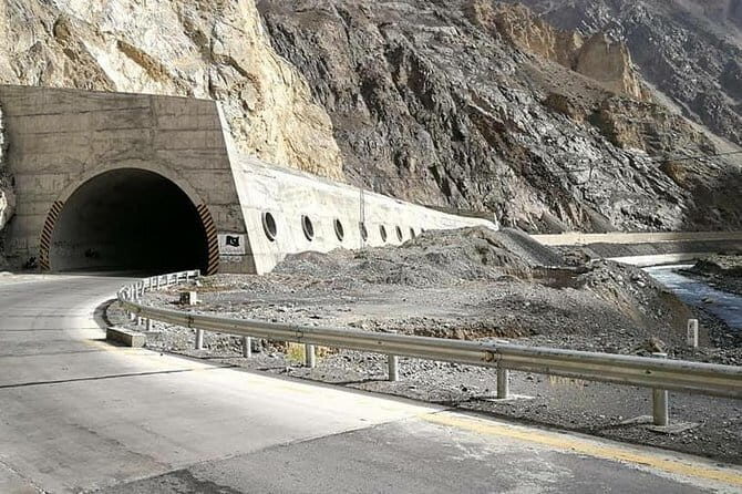 Hunza Valley Tour Pakistan - Mountain Views and Scenic Drives