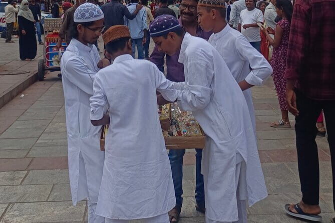 Hyderabad Highlights Guided City Tour and Chai Experience - A Deep Dive into Hyderabad’s Historic Heart