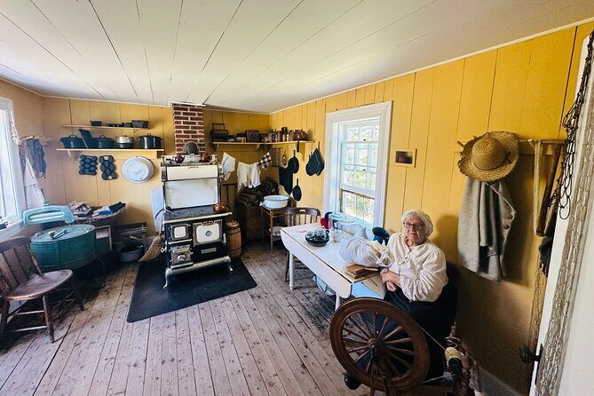 IONA The Highland Village Museum - How the Experience Comes Alive Through Reviews