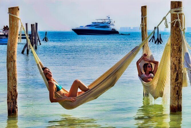 Isla Mujeres Catamaran Sailing Experience with Lunch & Open Bar - What’s Included and What Costs Extra?