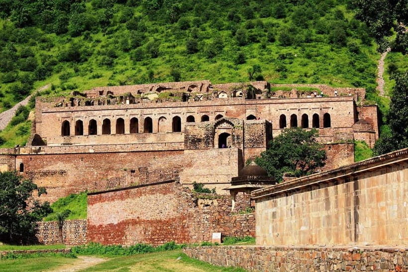 Jaipur: Haunted Bhangarh Fort and Abhaneri Stepwell Day Trip - What You Get for the Price