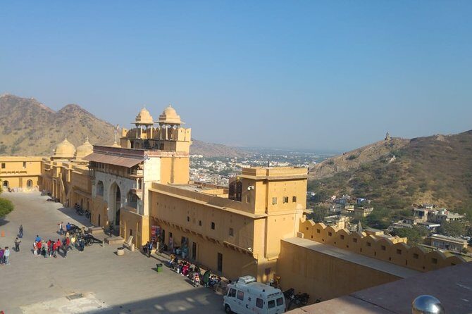 Jaipur Pink City Sightseeing in Tuk-Tuk by Holymont Tours - Transportation and Overall Experience