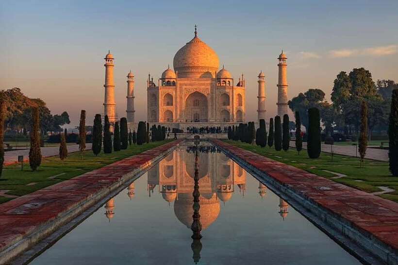 Jaipur: Tajmahal Sunrise Tour with Fatehpur Sikri & Abhaneri - Exploring the Taj Mahal at Sunrise