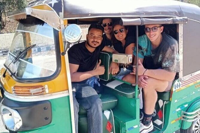 Jaipur Tuktuk Local Sightseeing Day Tour - FAQs
