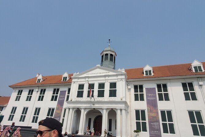 Jakarta Walking Tour : Highlights of Jakarta City - Authentic Insights from Past Travelers