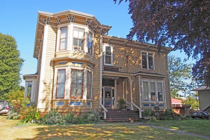 James Bay Heritage House Tour - The Experience and Its Value