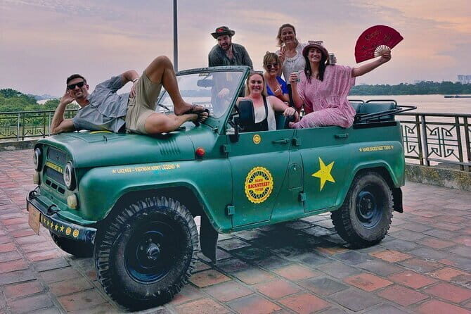 Jeep Tour Saigon By Night : FRESH SEAFOOD, STREET FOOD & SKY BAR - What’s Included and What to Expect