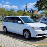 JFK Airport XL Mini Van Transport To Times Square New York - Ideal for Who?