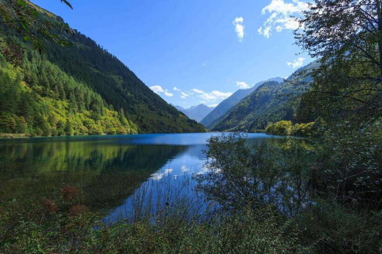 Jiuzhai Valley National ParkVisit Colorful Fairy Tale World - The Itinerary Breakdown