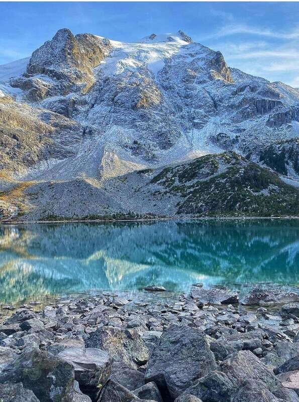 Joffre Lakes/ Hiking Day Trip - Practical Details and What to Expect