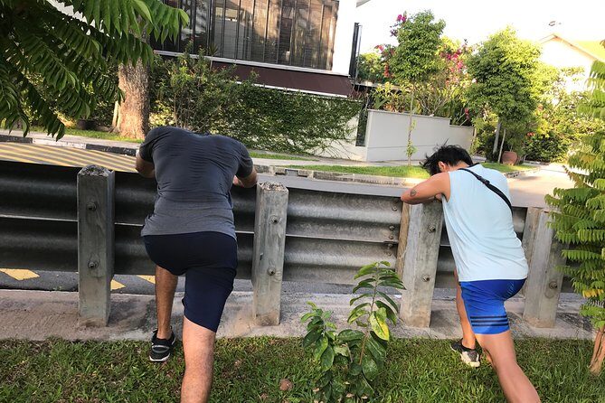 Jog & Talk 'Authentic Singapore' - going hyperlocal - The Neighborhoods and the Public Housing Visit