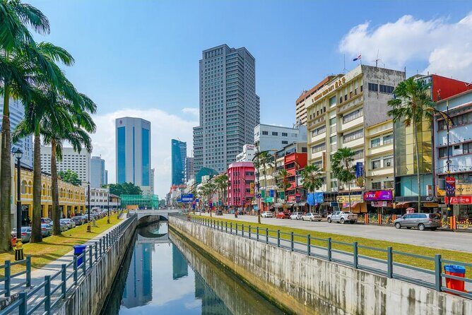 Johor Bahru to Genting Highlands Hotels (Door to Door) Private Transfer - What Makes It Special