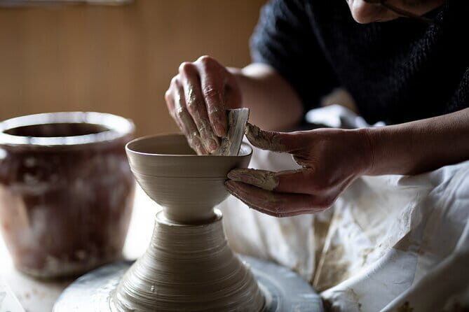 Kanazawa Art : Long tradition of Potter's Wheel Experience - Key Points