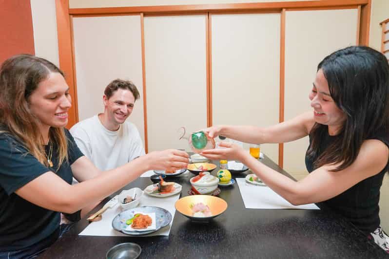 Kanazawa Night Foodie Tour - Detailed Breakdown of the Itinerary