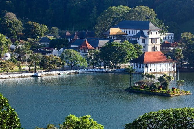 Kandy Sightseeing Day Tour from Negombo (All Inclusive) - The Practical Details