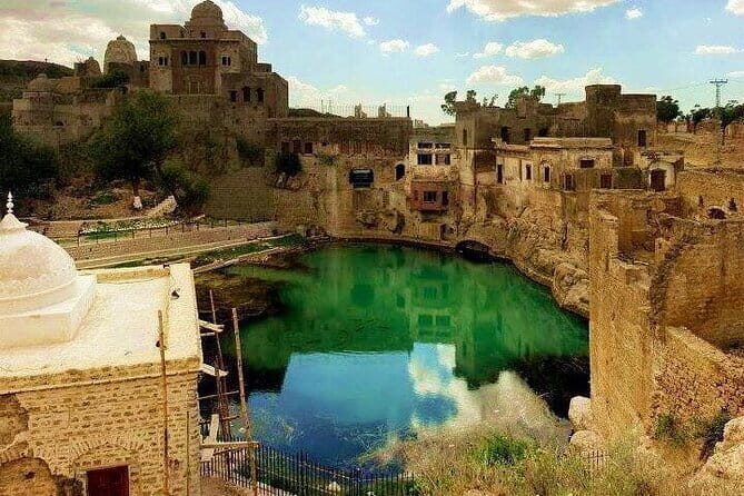 Katas Raj Temple and Khewra Salt Mines in Kalar Kahar Day Tour - FAQ