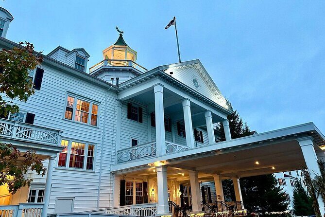Kennebunkport, York and Portsmouth NH Private Tour - Iconic Lighthouse Views at Cape Neddick Nubble
