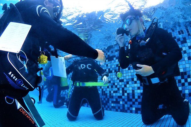 Kenting, TaiwanPADI Basic Diving License CourseTaiwan Diving Open Water Course - What’s the Experience Like?