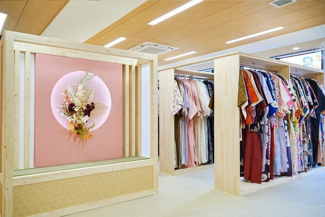 Kimono and Fireworks Magic Day Tour in Tokyo Japan - Discovering Natural Beauty: Atami Castle and Seaside Walks