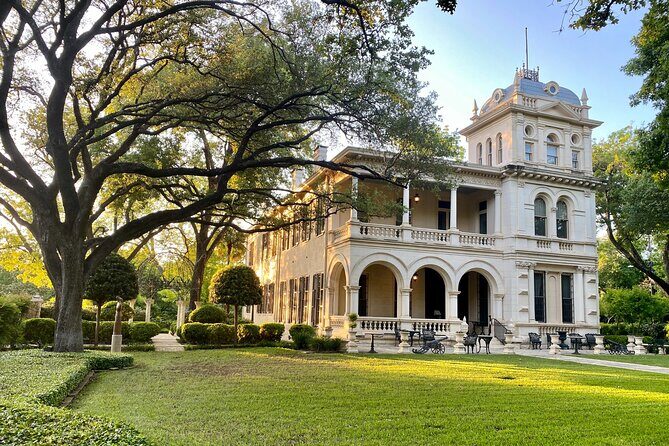 King William District Tour - Discovering the King William District