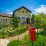 Kobe Trip from Osaka with Garden Walk Wagyu Lunch and Sake Tour - Authenticity and Value: Who Will Enjoy This?