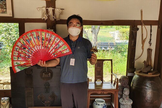 Korean Shamanism Walking Experience and Shopping in Seoul - Authentic Insights from Past Participants