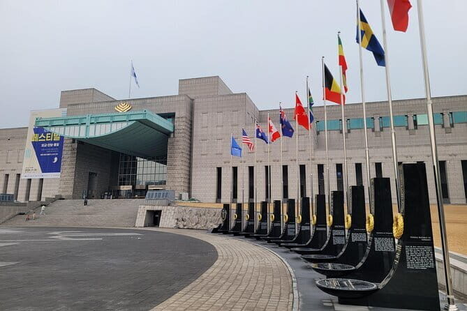 Korean War Memorial Guided Tour - Detailed Itinerary Breakdown
