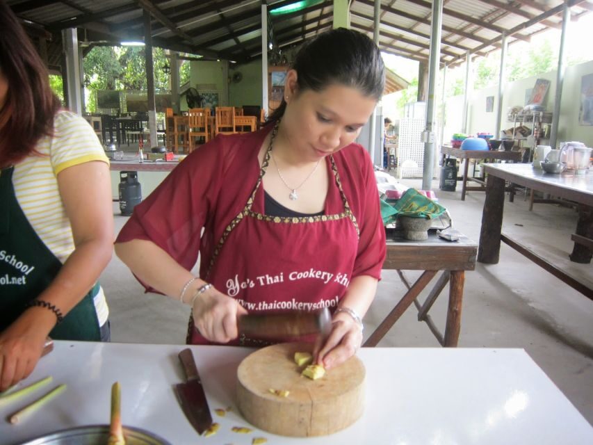 Krabi: Evening Thai Cooking Class at Ya's Cookery - The Learning Curve and Food Quality