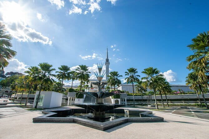 Kuala Lumpur & Batu Caves Combo Tour SIC - Why This Tour Works Well