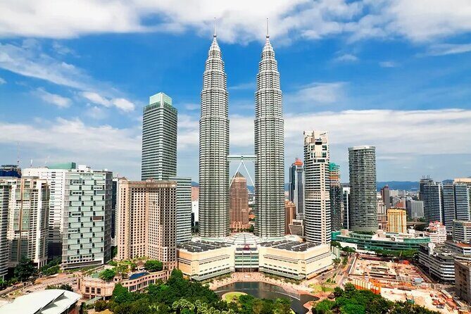 Kuala Lumpur City & Batu Caves Temple Private Tour - Detailed Breakdown of the Itinerary