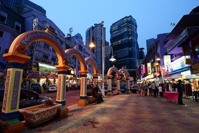 Kuala Lumpur City Exploration Budget Tour - Transportation and Duration