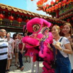 Kuala Lumpur: Private Batu Cave, National Mosque Tour, Lunch - Authenticity and Cultural Insights