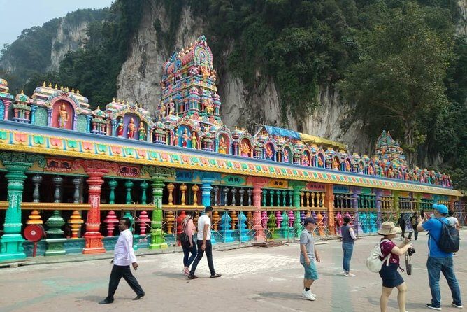 Kuala Lumpur Suburbs Batu Caves Half-Day Tour (SIC-Join In Tour) - Practical Tips for Participants