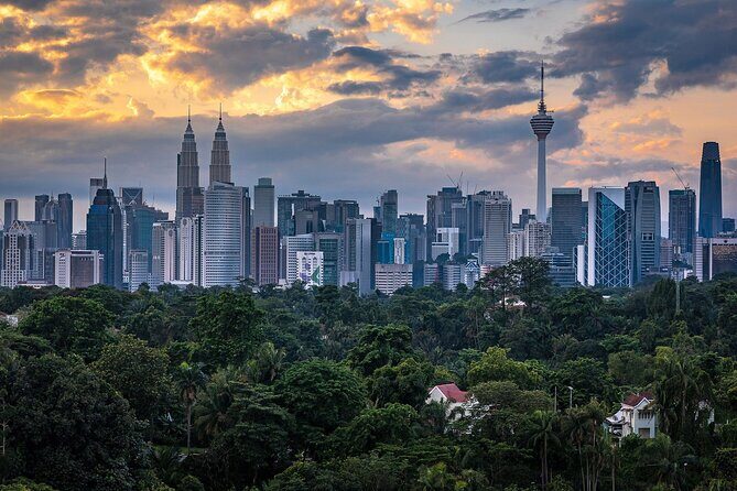 Kuala Lumpur Sunrise Tour With Breakfast Teh Tarik & Roti Canai - What to Expect and What Not to Expect