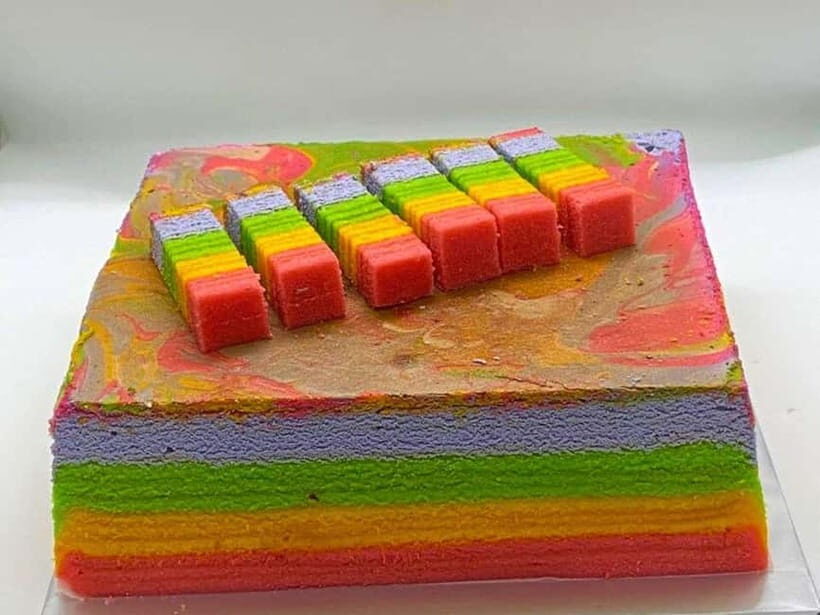 Kuching: Foodie Experience Guided Tour with 5 Tastings - Sarawak Laksa – The Tangy, Spicy Noodle Soup