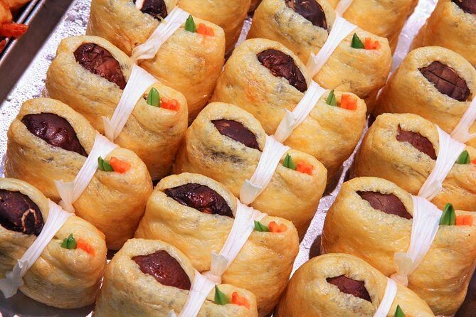 Kuromon Market Tour: All inclusive 6~8 Dishes & 3~4 samplings - The Day in the Market: What Will You Tackle?