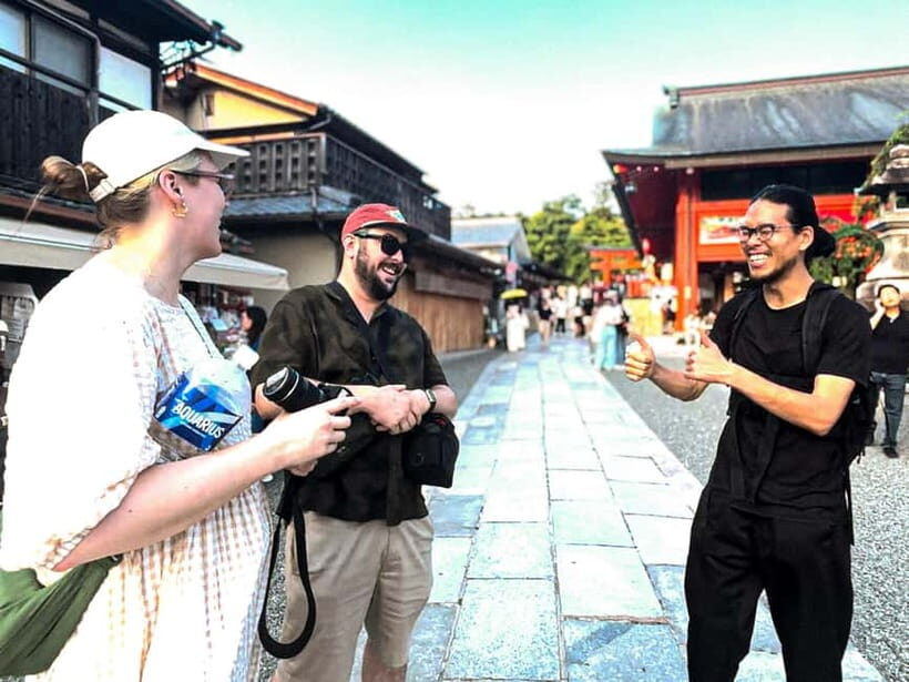 Kyoto: Fushimi Inari Night Walking Tour with Guide - The Value of Guided Night Tours